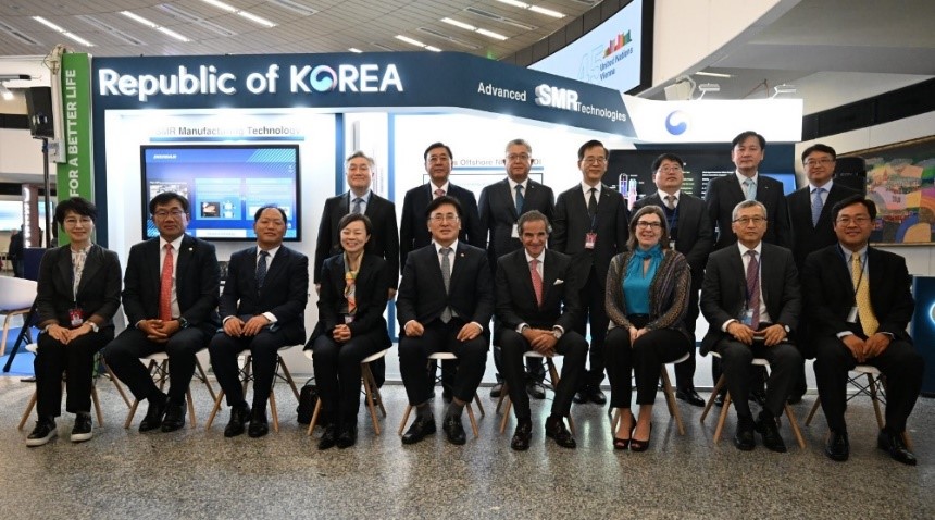 Promoting the company’s SMR “BANDI” at the 68th IAEA General Conference Technology Exhibition ...